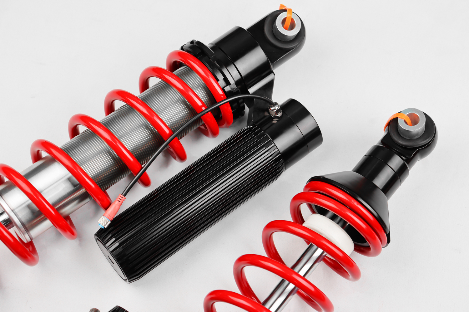High-Performance Shock Absorbers for Jeeps in Gulf Conditions